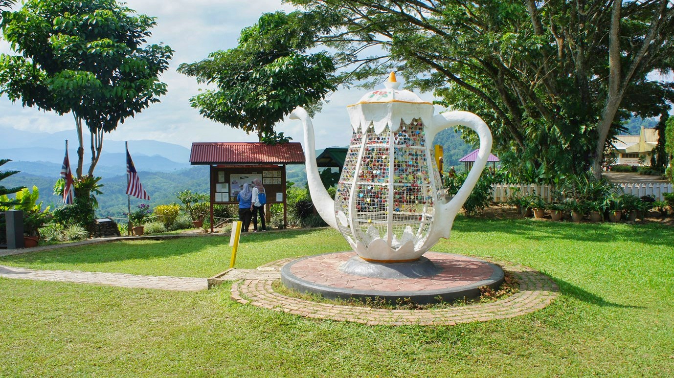 Me, You, Other, Site: Malaysia - Sabah - Ranau (Sabah Tea Garden ...