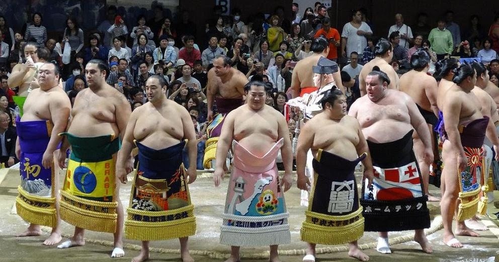 LES SUMOS DEBARQUENT A KYOTO