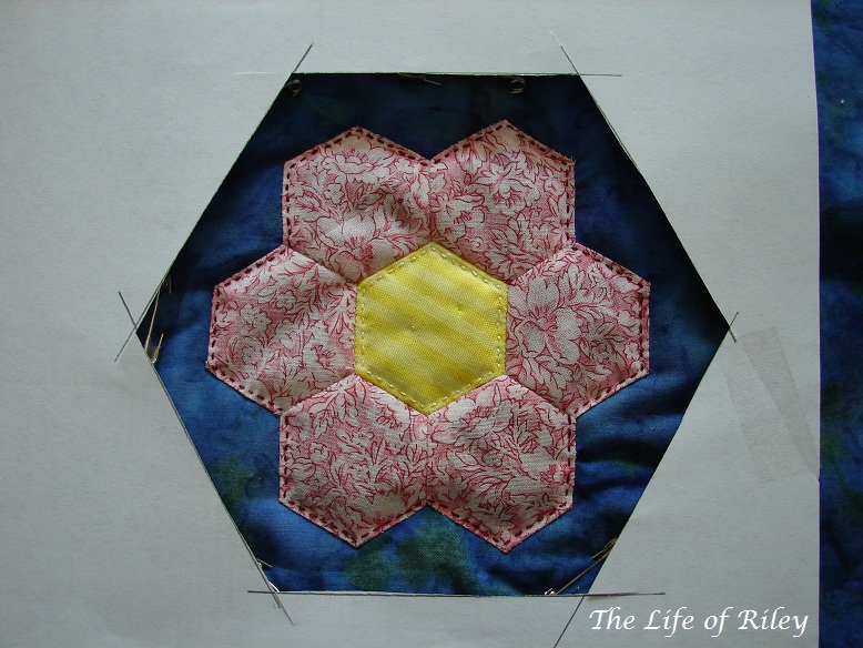 The Life of Riley: EPP Hexagon Pin Cushion Tutorial Version 2