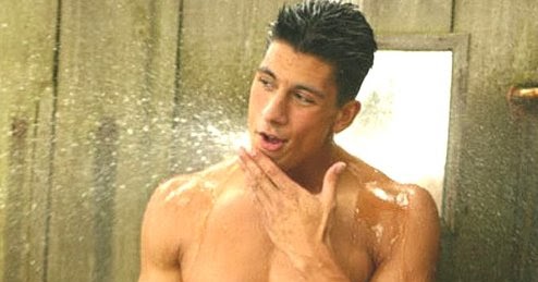 Speedo Musings: Shower Up