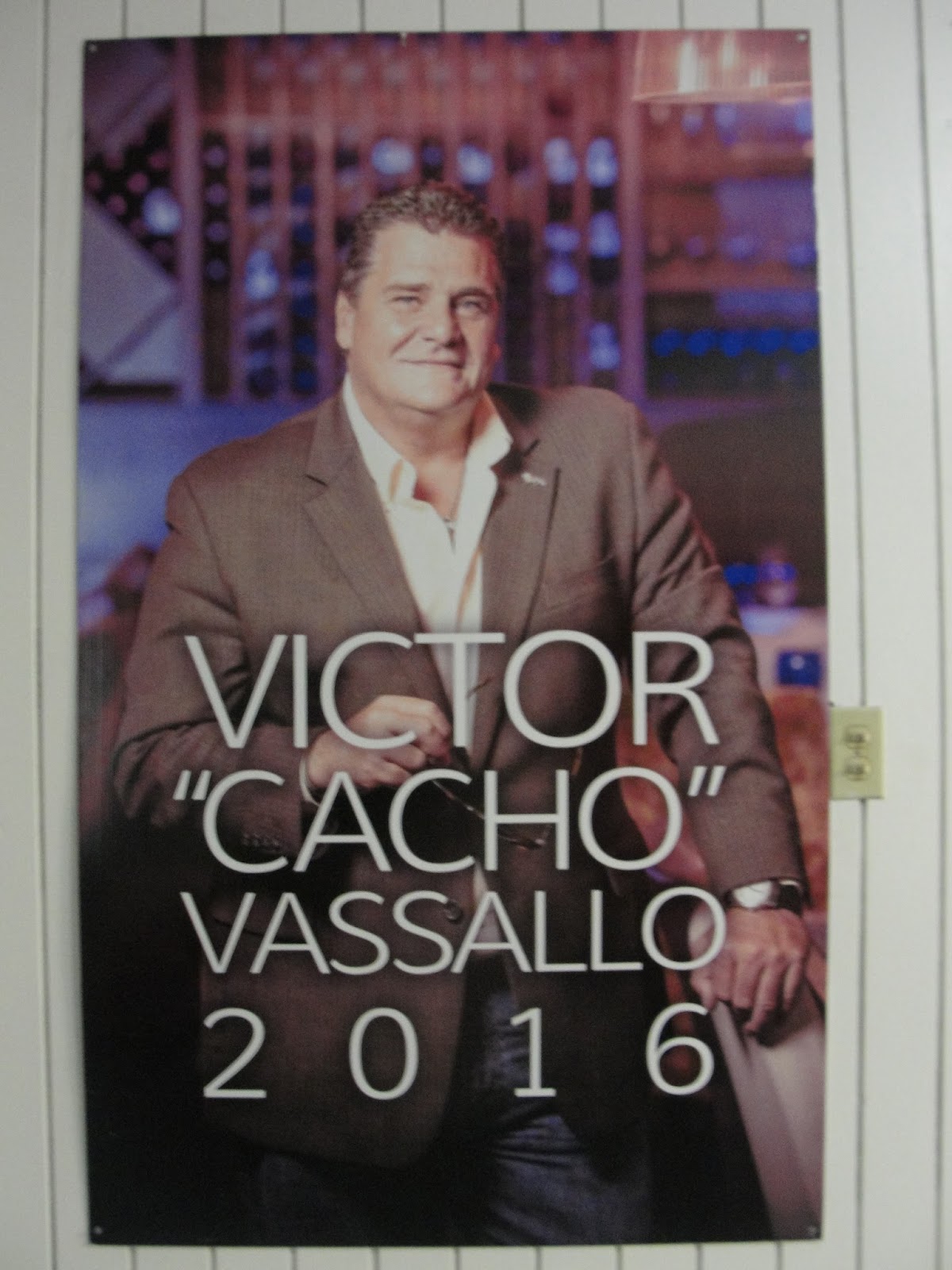 Gerardo: En el 2015: ¡Feliz Cumpleaños, Víctor “Cacho” Vassallo!