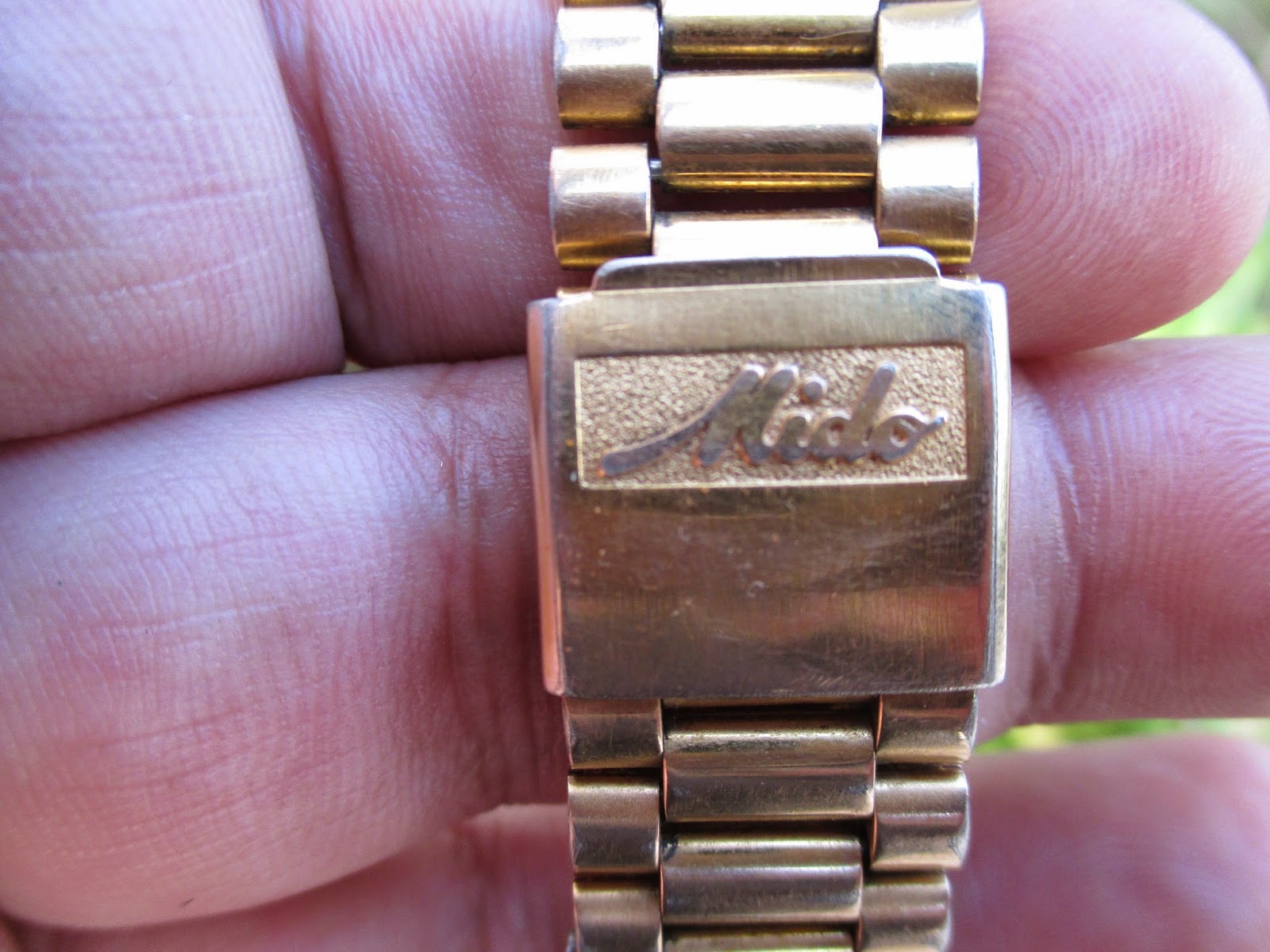 Mido Watcher: Mido Commander Day-Date Gold Ref. 8223 President Style