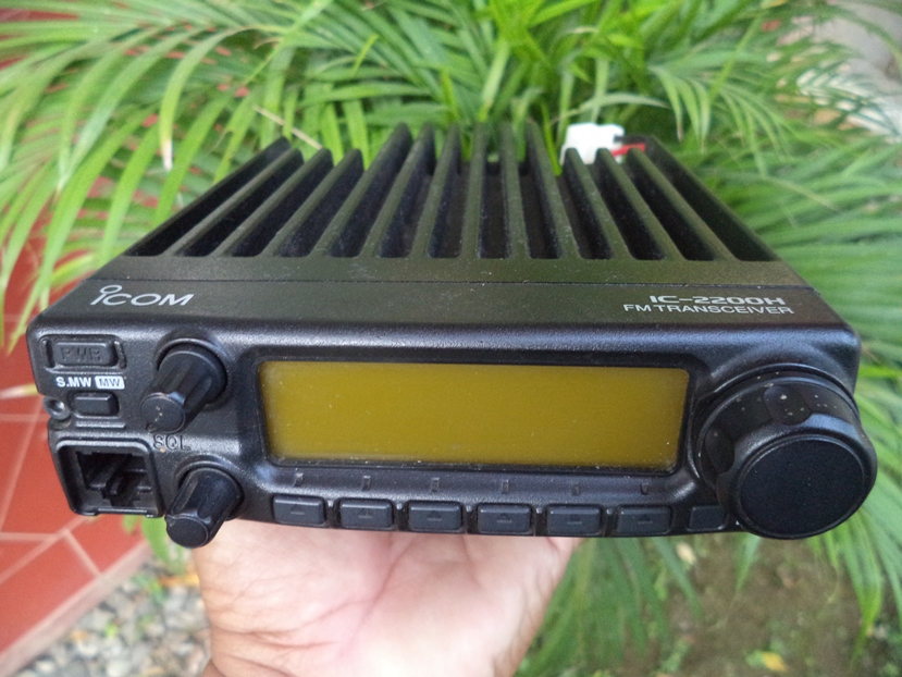 MEDAN RADIO: Icom IC-2200H (terjual)