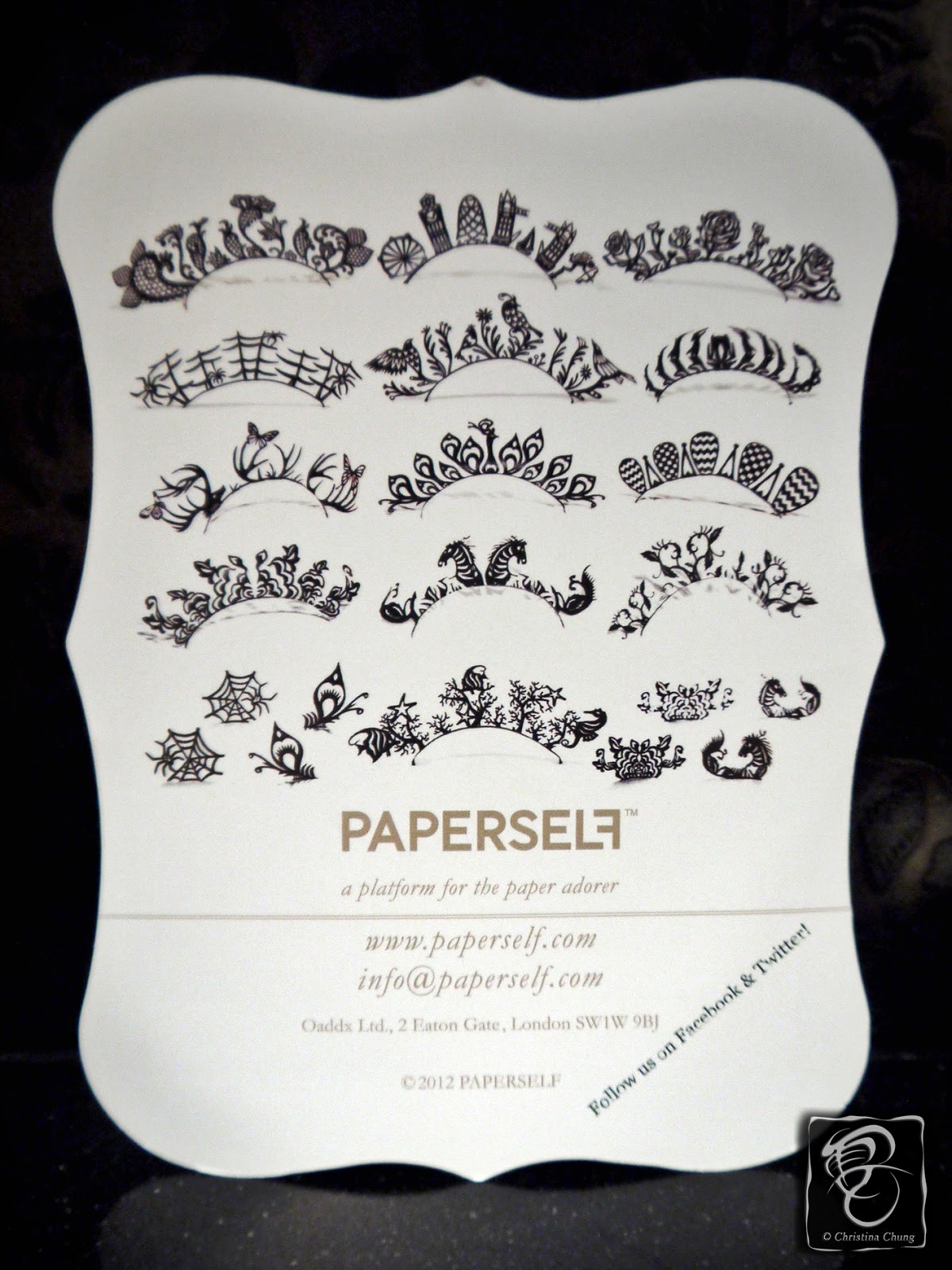 Putting on PAPERSELF Lashes | Colour Huney