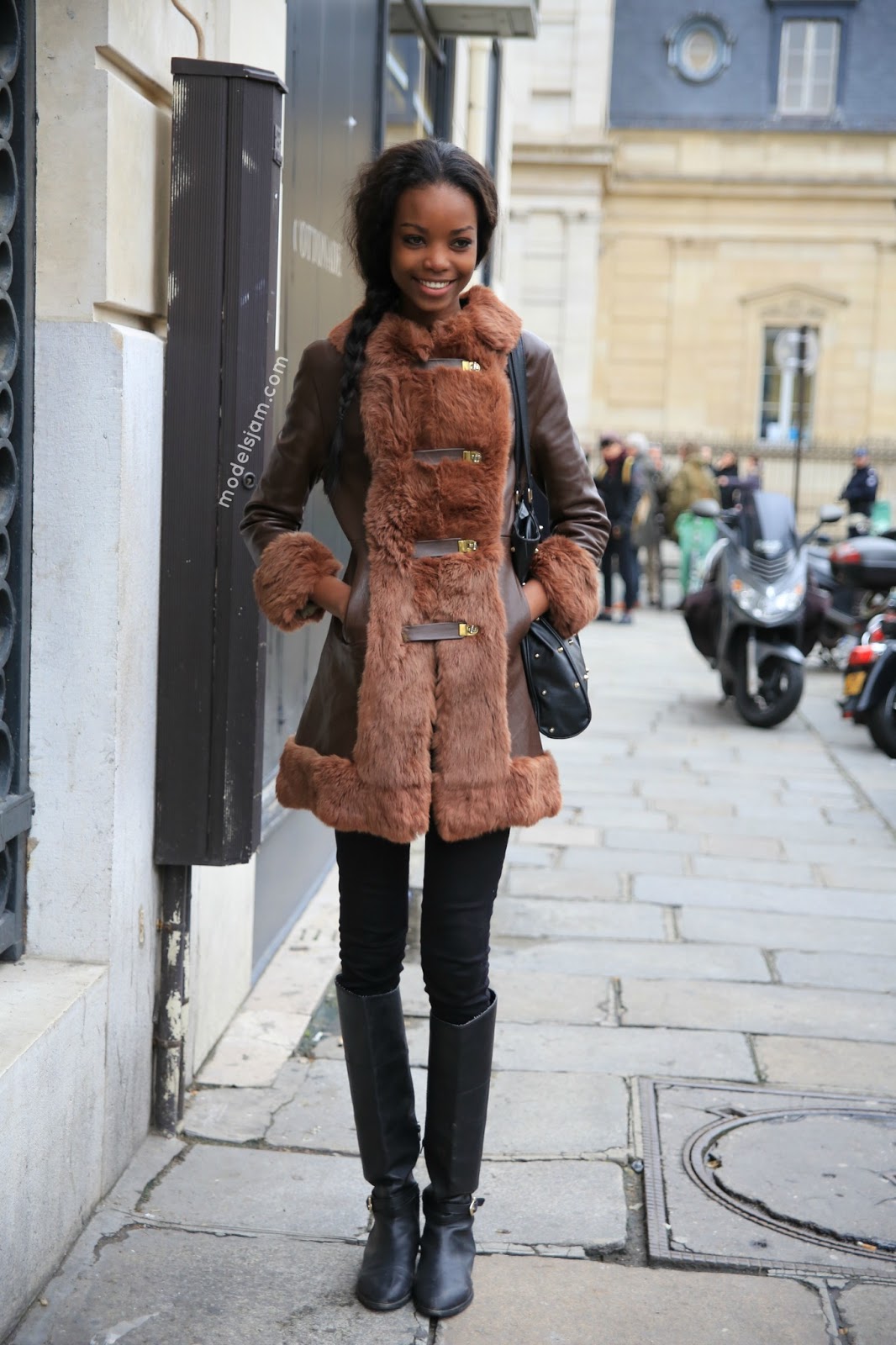 Dress Me: Models: Maria Borges