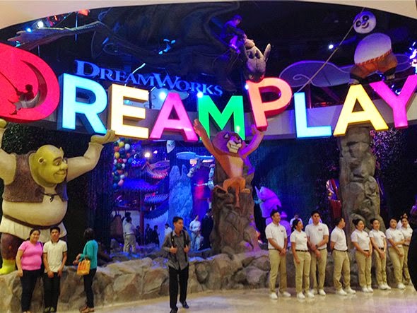 The Traveller: theme park