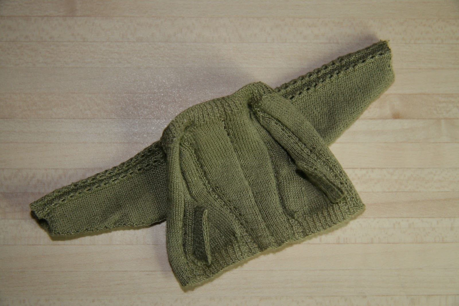 Chrystal's Designs: Miniature Knitting in the Studio