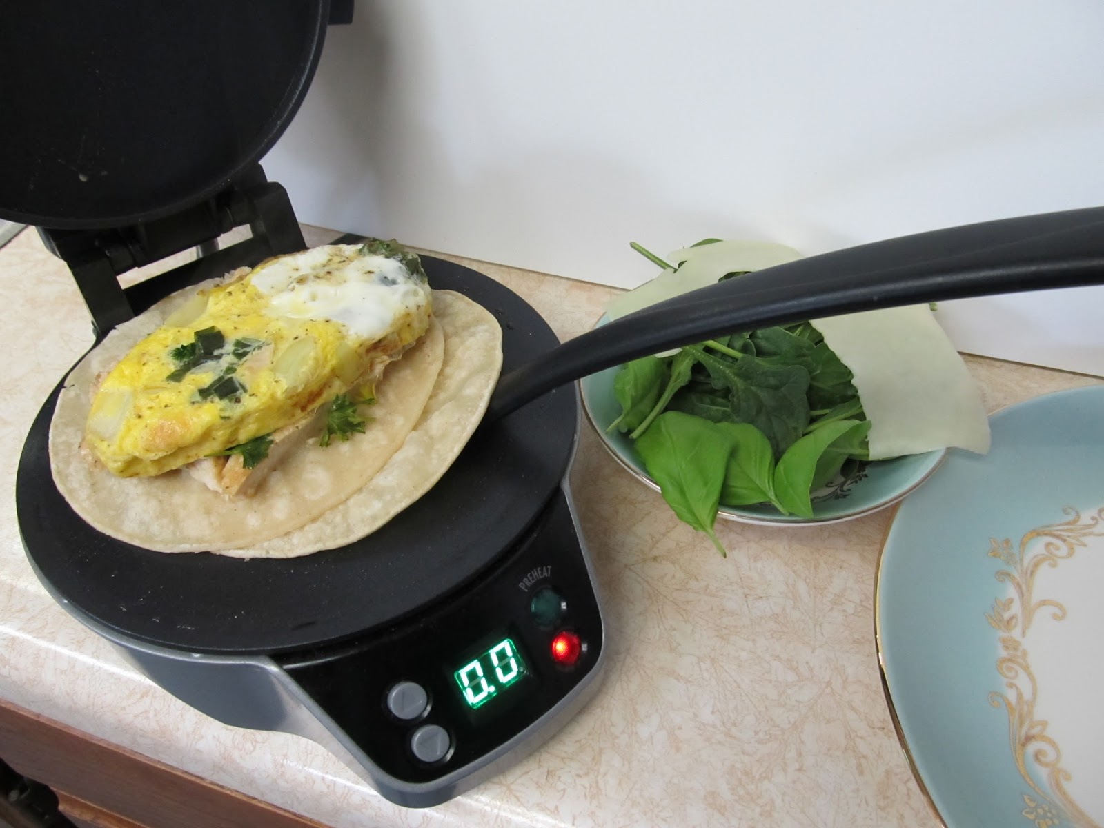 Know this appliance? How do I use it?: Hamilton Beach Breakfast Burrito ...