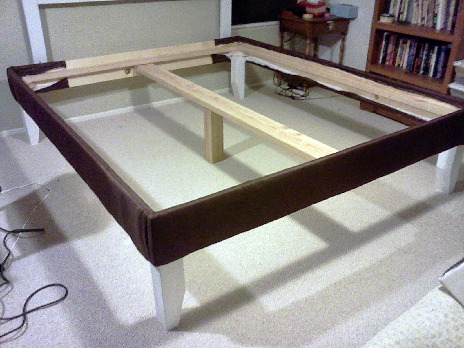 Mom the Builder: Chunky Bed Frame