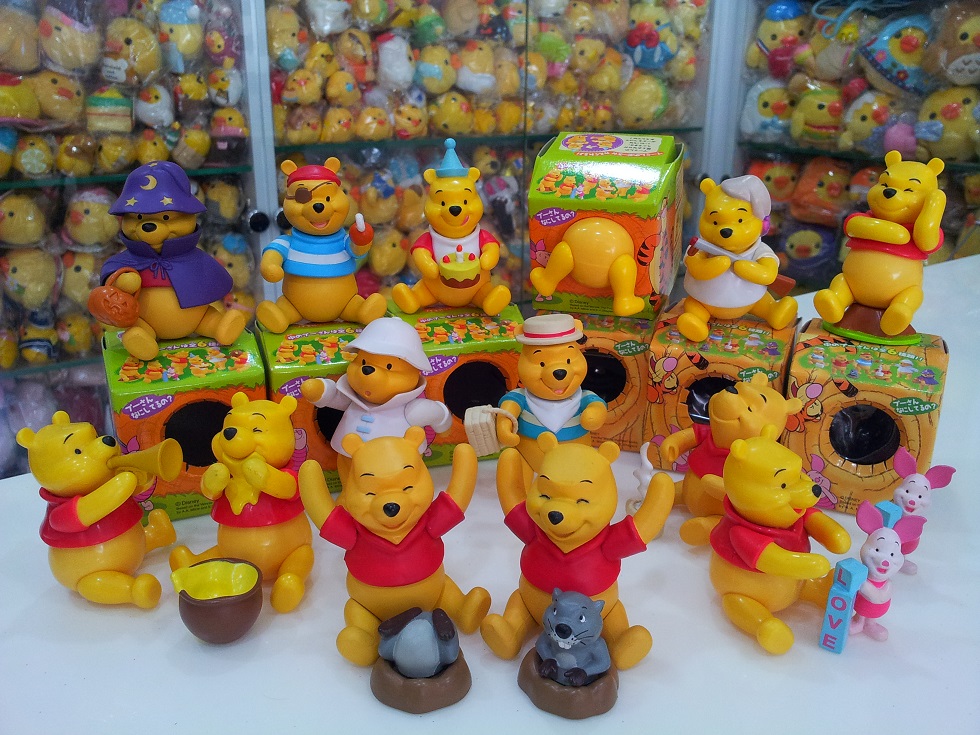ForeverFriendPooh: Japan Winnie The Pooh Figures Collection