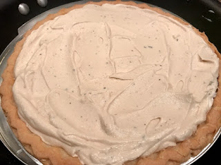 Lindsey's Luscious: A Sweet Tea Pie Experiment