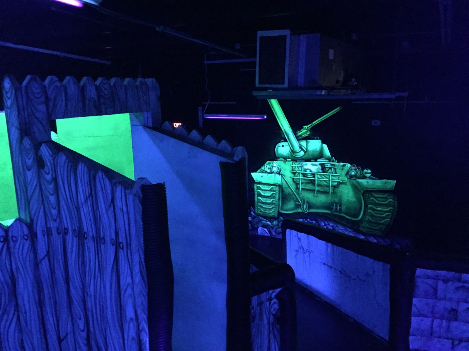 Tiviachick Loves Laser Tag: Lazer Zone in Alabama