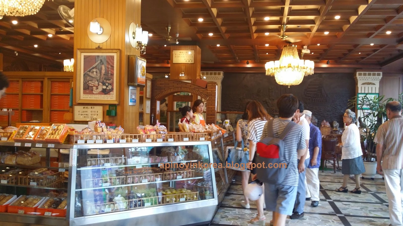 A Pinoy in Korea: Tae Keuk Dang: My Favorite Bakery In Town