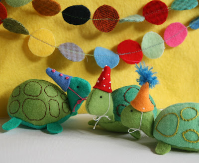 Free Felt Patterns and Tutorials: Free Felt Pattern & Tutorial > Party ...