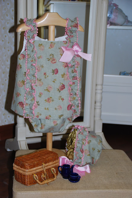 Ana Pompones,La Tienda: CON TODA LA ESENCIA ANA POMPONES...