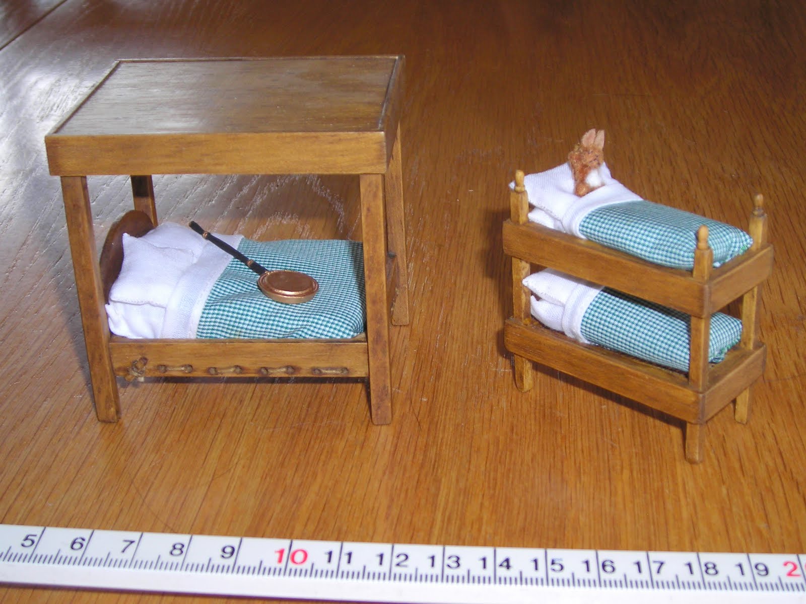 elly in amsterdam: mouse house bedding and a little new friend