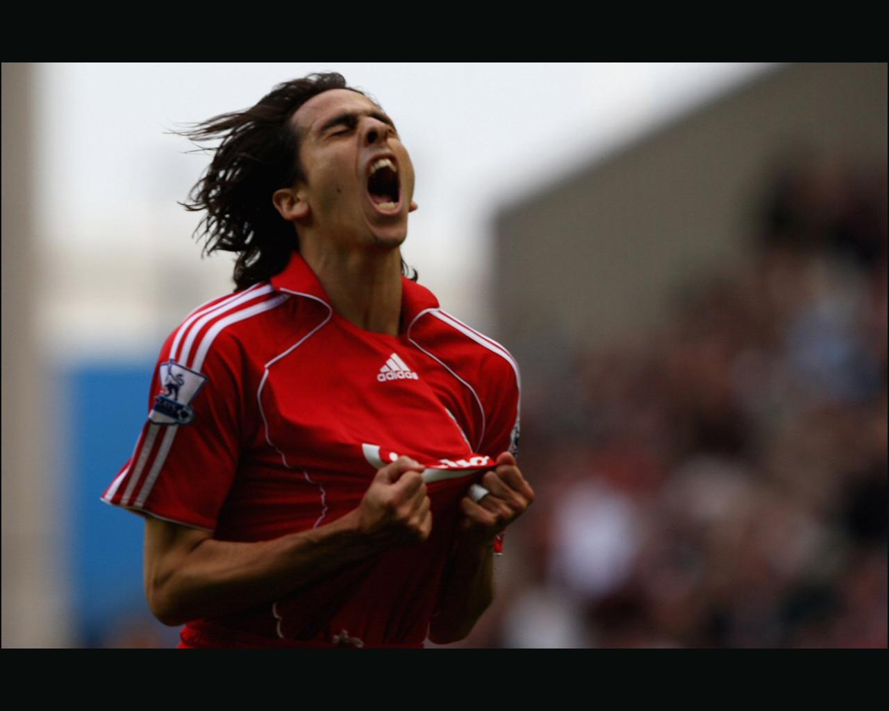 World Sports Hd Wallpapers: Yossi Benayoun Hd Wallpapers Arsenal