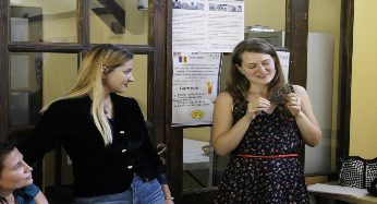 Personalitatea Creatoare: ATELIERE PENTRU CLUBURI DE TINERET I Alina ...