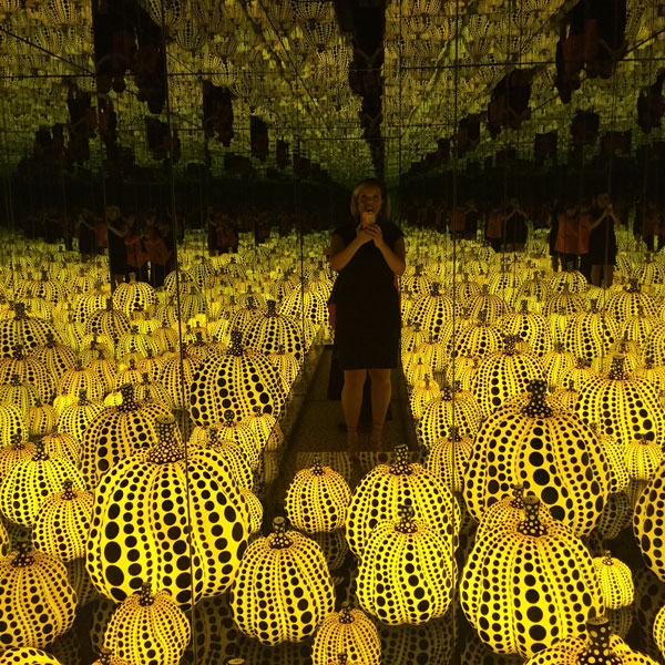 Kusama Infinity Mirrors Exhibit - The Blondissima