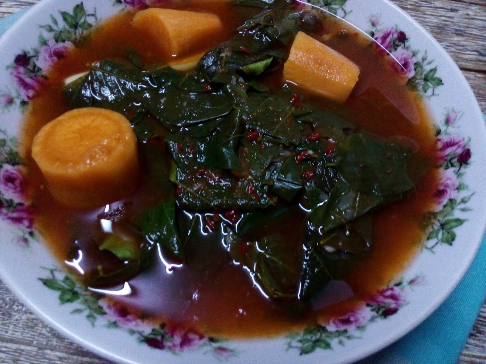 SurayaMSyed: Asam Rebus Pucuk Manis Dengan Keledek