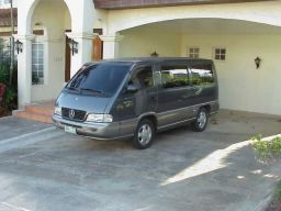 Car Review - 2001 Mercedes-Benz Mb100 Features & Specifications - Carpotus