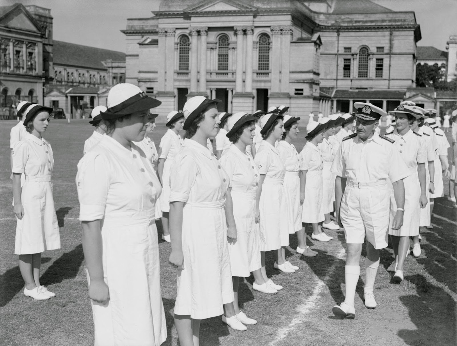 amudu: Ceylon in World War II