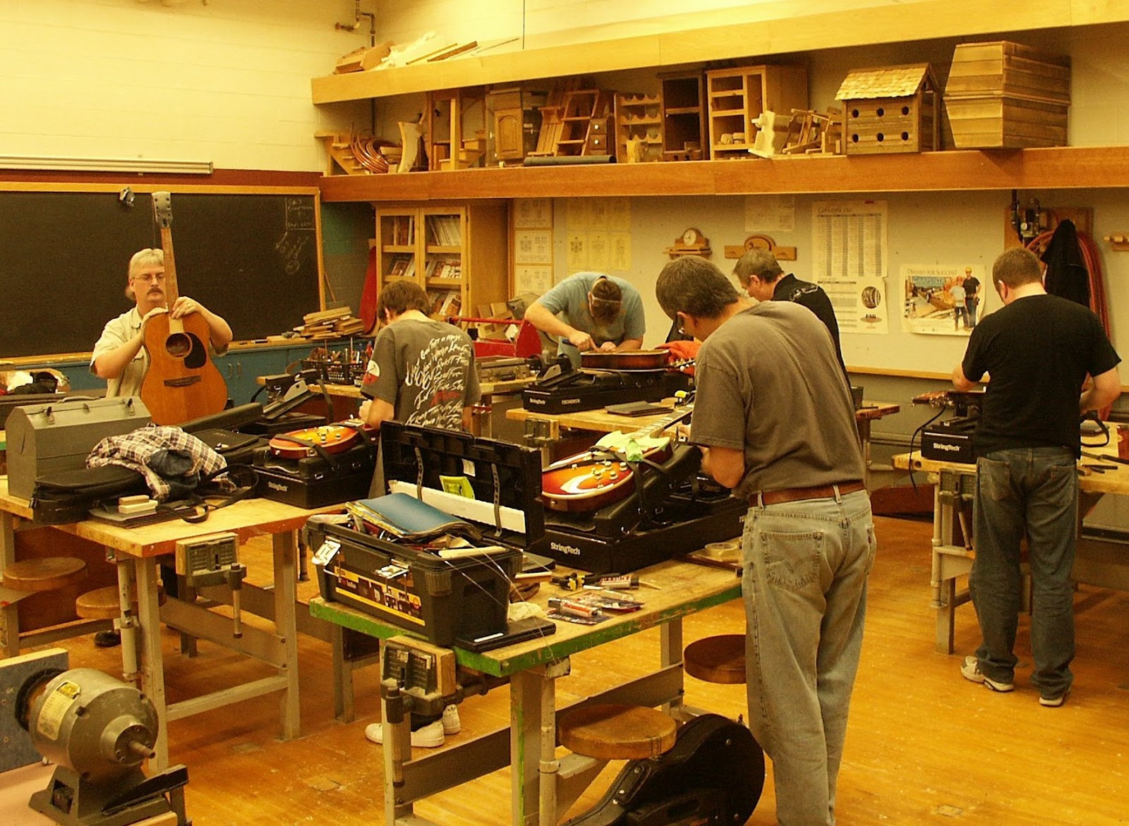 McConville Guitars / Guitar Repair and Design Courses / Guitar Repair ...