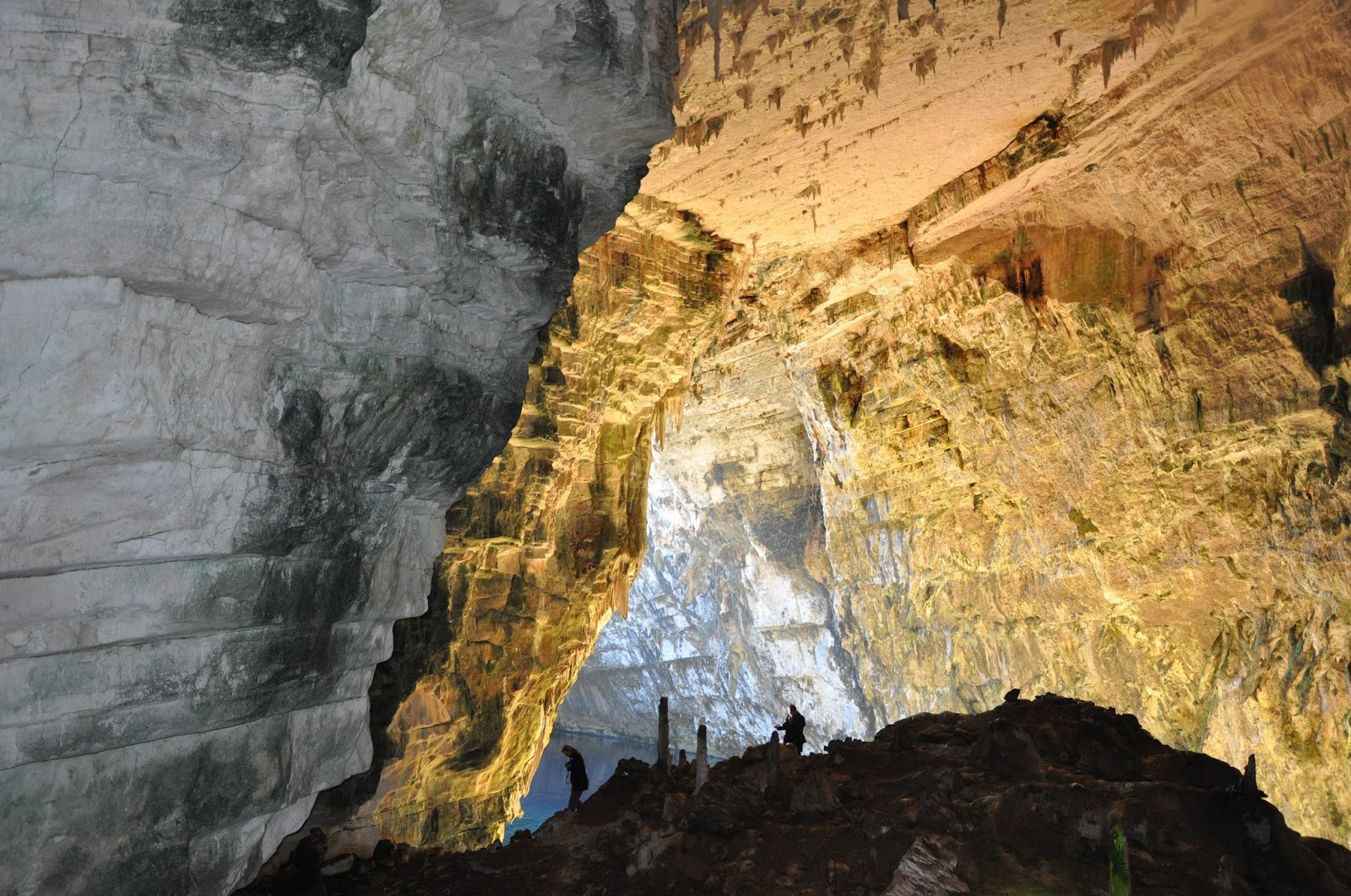 Homer's Ithaca: Τhe world famous lake-cave "Melissani" on Kefalonia ...
