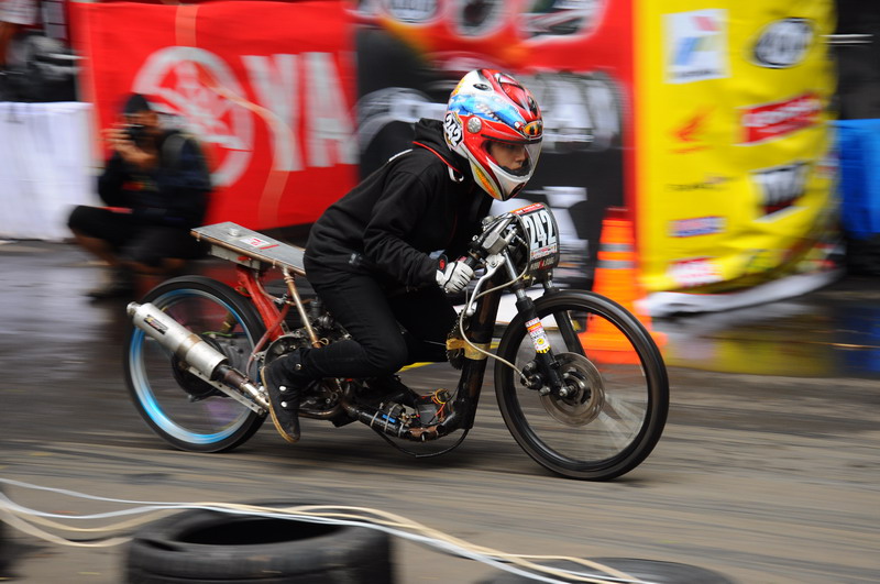 Mouse Genius: Biodata Dan Foto-Foto Indri Barbie Lady Dragster Asal ...