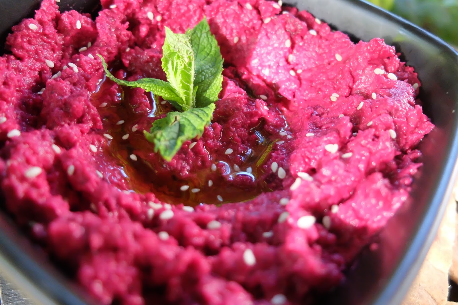 Roasted Beetroot Houmous - Raw Rhubarb - Fit Food and Recipes