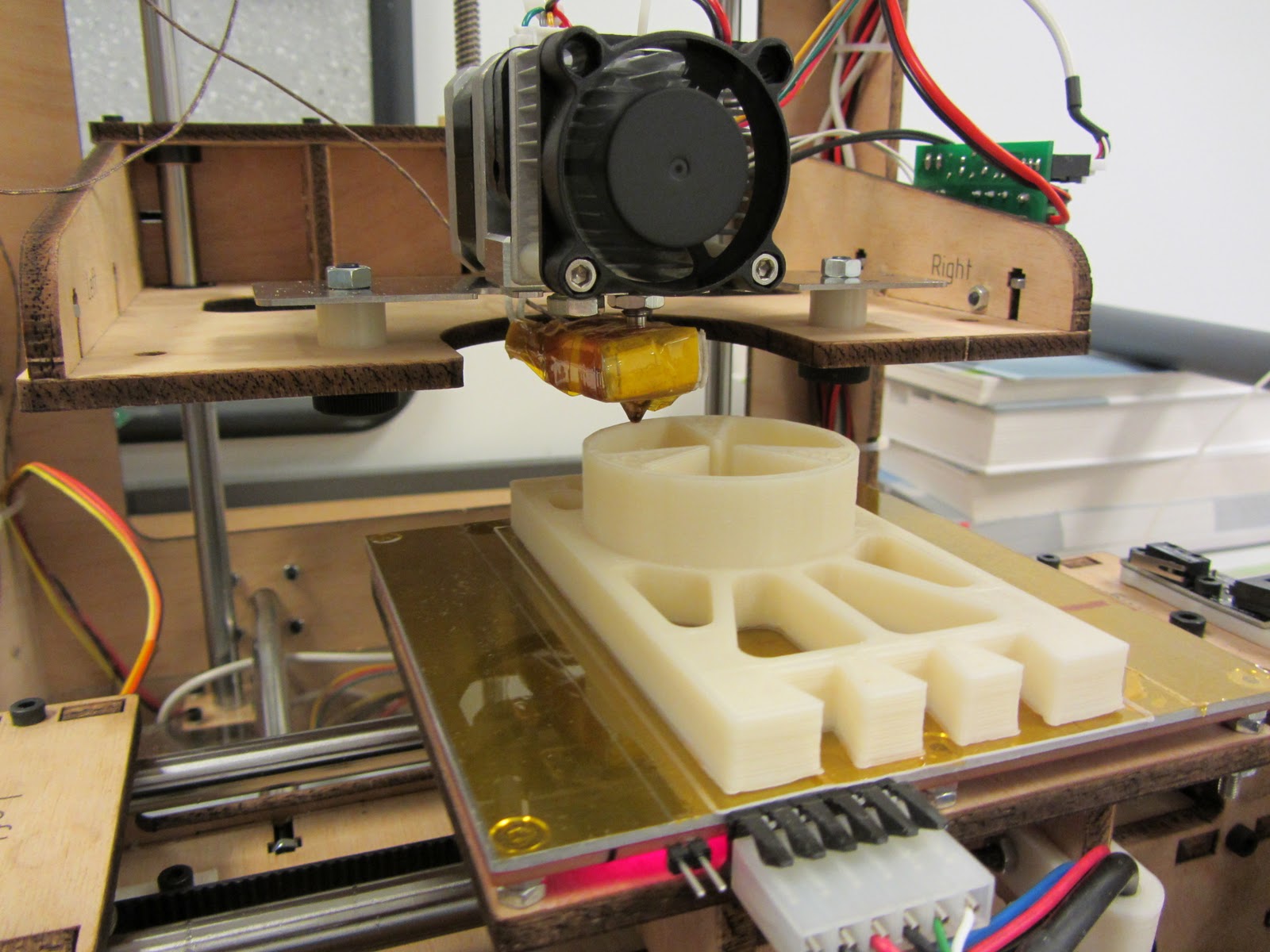 Drew's Robots: Makerbot Upgrades Part 1