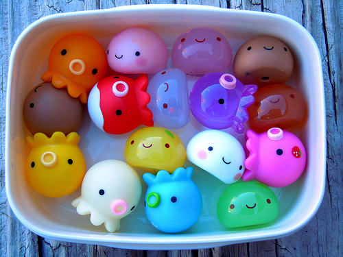 The Colorful White: Colorful Japanese Toys