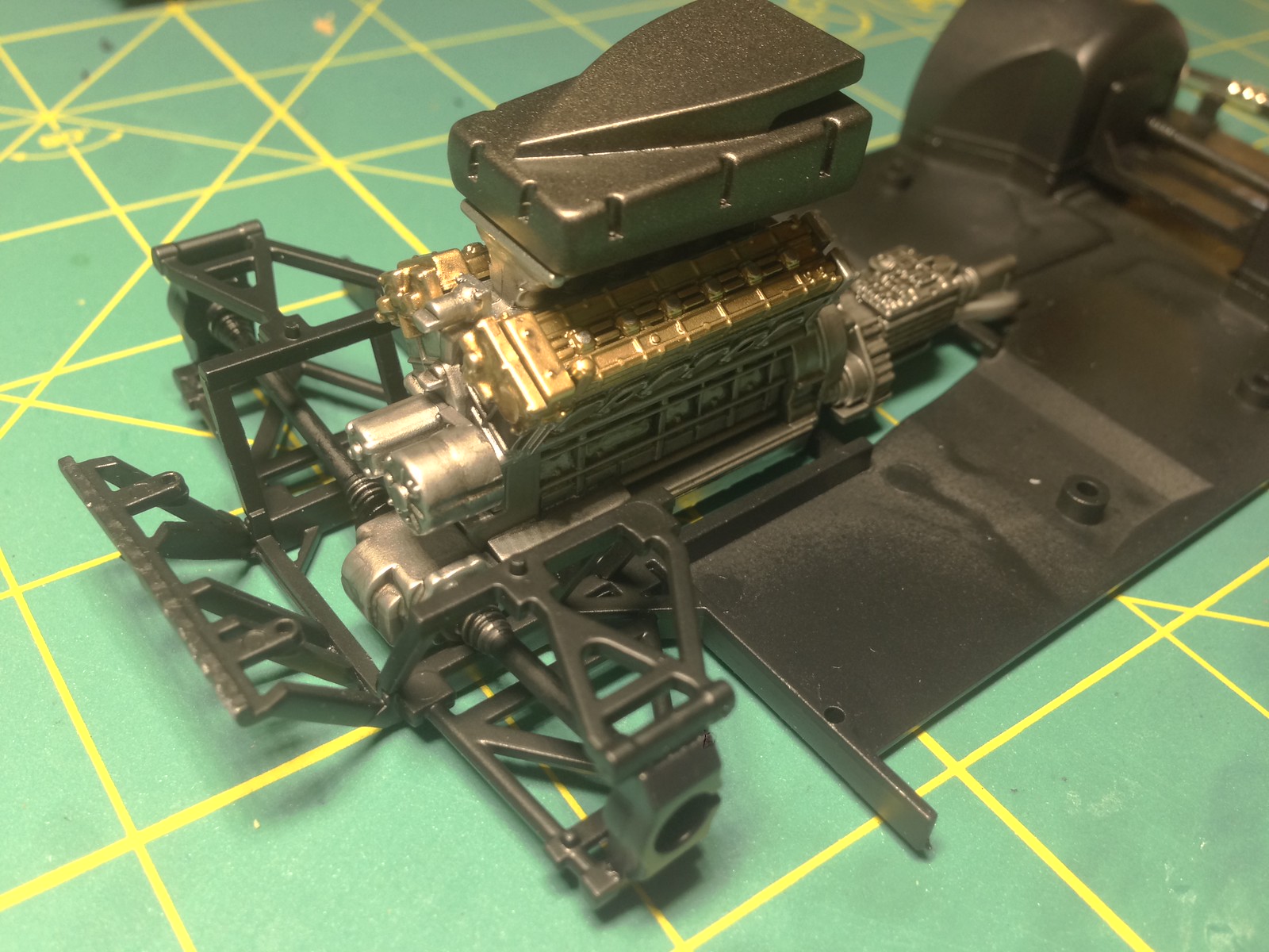 Speed in Scale: Aoshima Lamborghini Diablo GTR