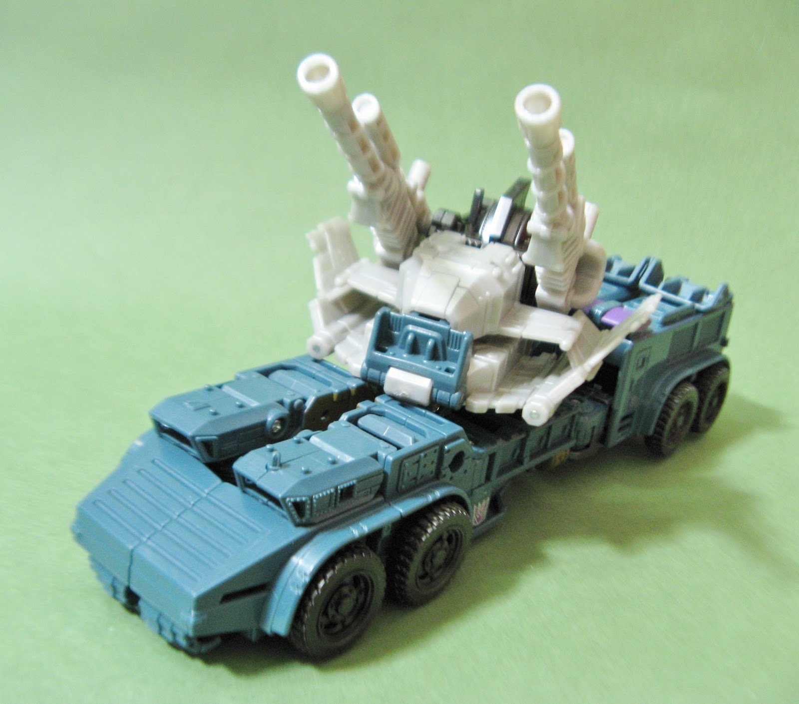 Transformers Generations Combiner Wars Voyager class ONSLAUGHT(IDW)變形金剛 ...