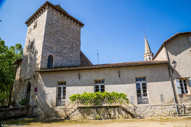 Découvrir la France en photos: 103 - SARRANT. (Gers -32)