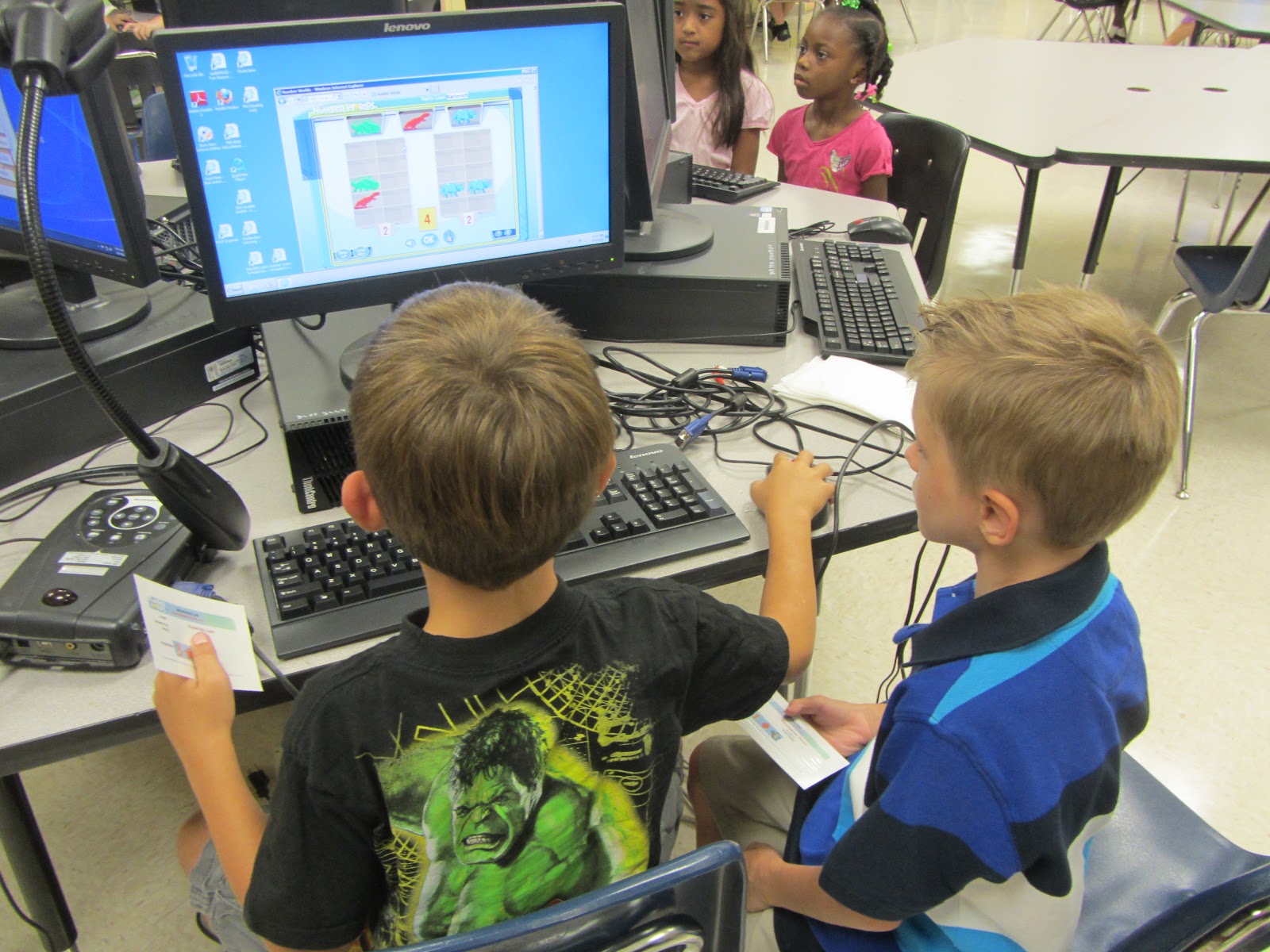 There's no place like First Grade!: To the computer lab we go...