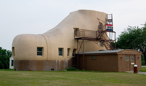 You are NOT an Architect: The Shoe Building