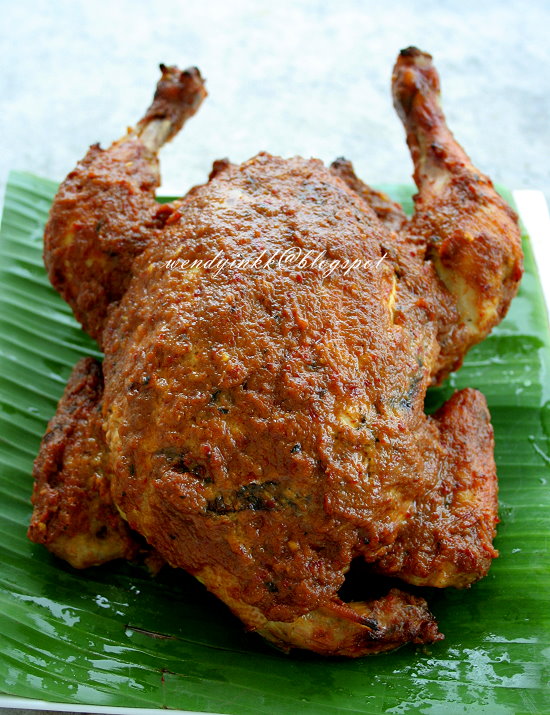 Table for 2.... or more: Pekan's Roasted Chicken~ Ayam Golek Pekan - MFF Pahang #1