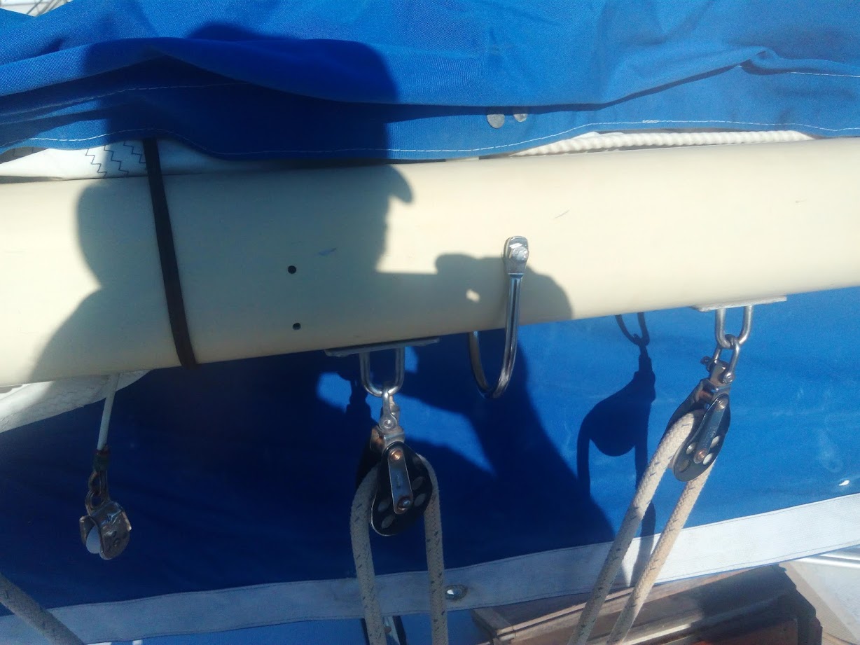 s/v Dreamboat Annie - A Westsail 32: Boom Bails & Mainsheet