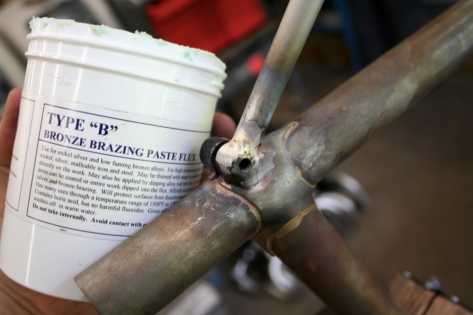 bike blog or die: Assembling the Frame's Rear Triangle