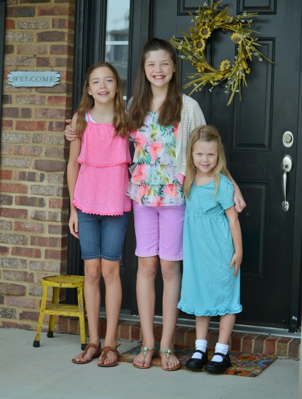 ...Loving Lifes Little Things...: {First Day of School :: 2014}