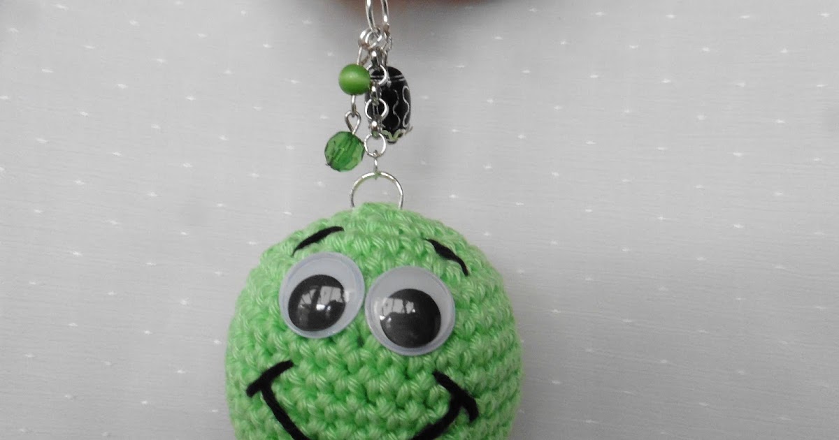 Crochet key chain Smiley