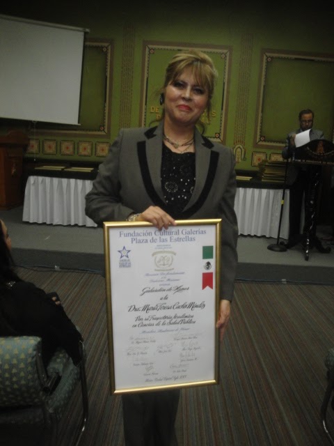 POR LA LUPA: SE RECONOCIO LA LABOR MEDICA DE LAS DRAS ELIZABETH Y MARIA ...