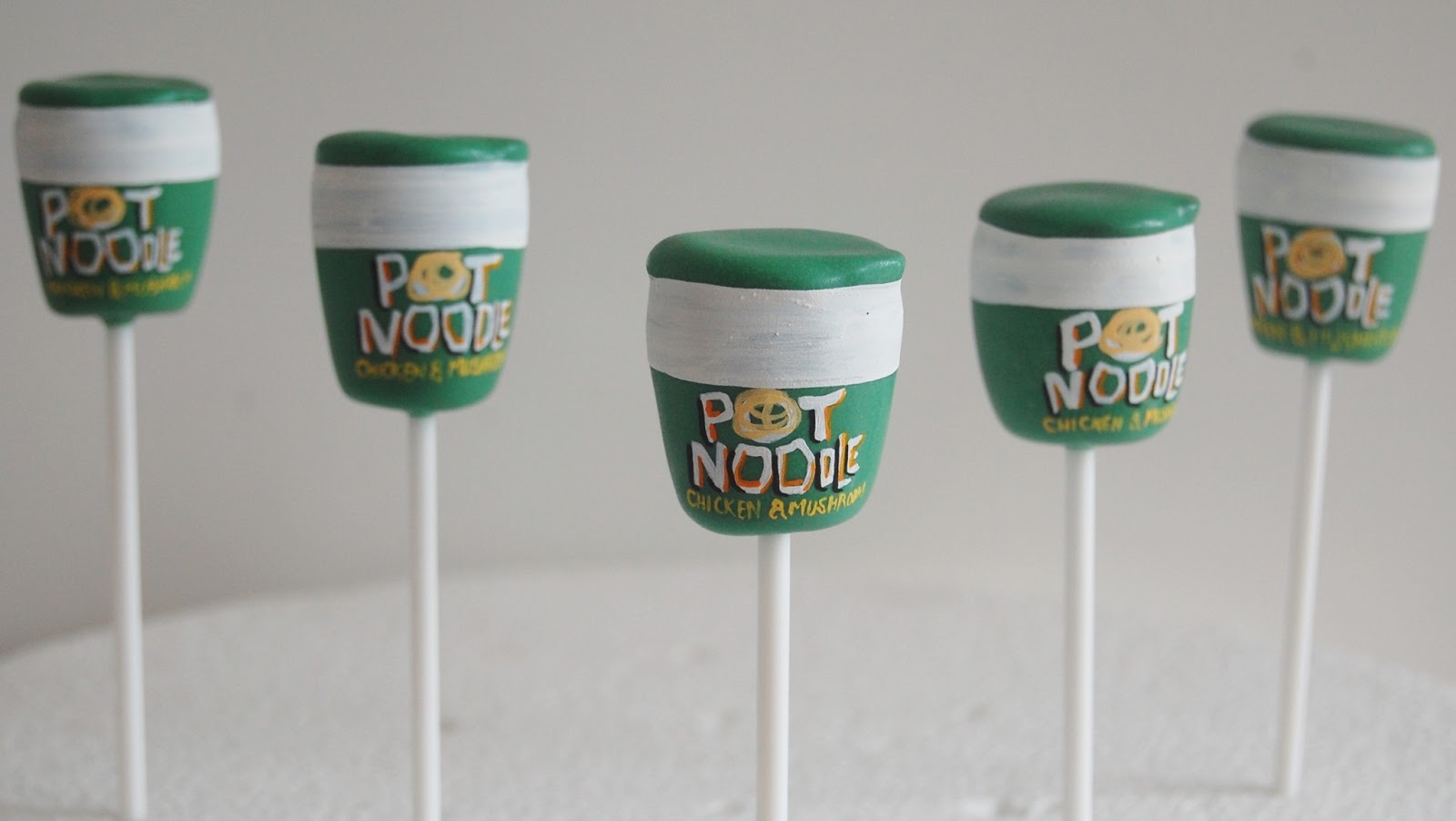 POP BAKERY: POP noodles!