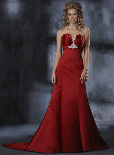 SUN SHINES: Amazing Red color Wedding Dress