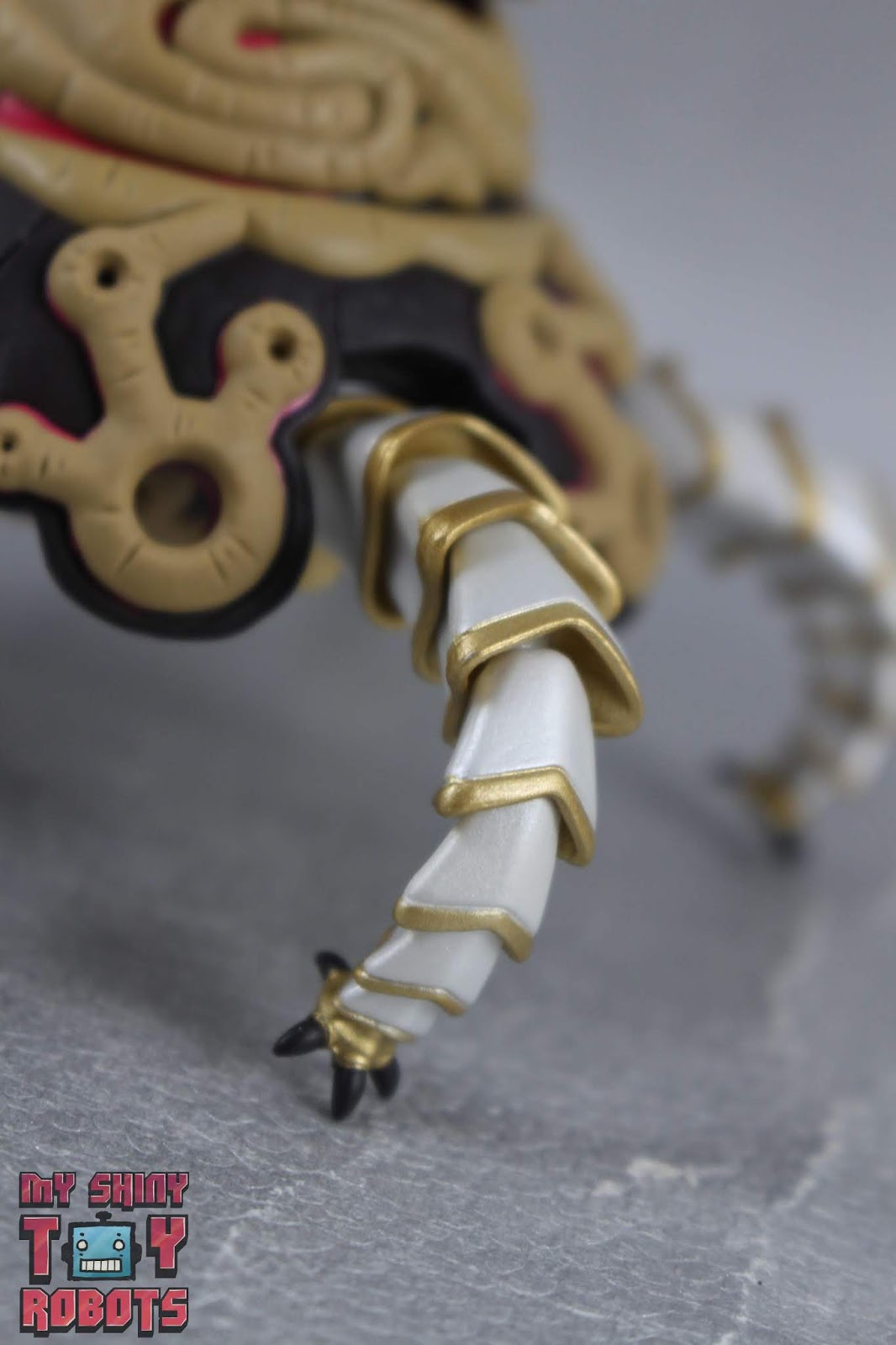 My Shiny Toy Robots: Toybox REVIEW: Nendoroid Guardian