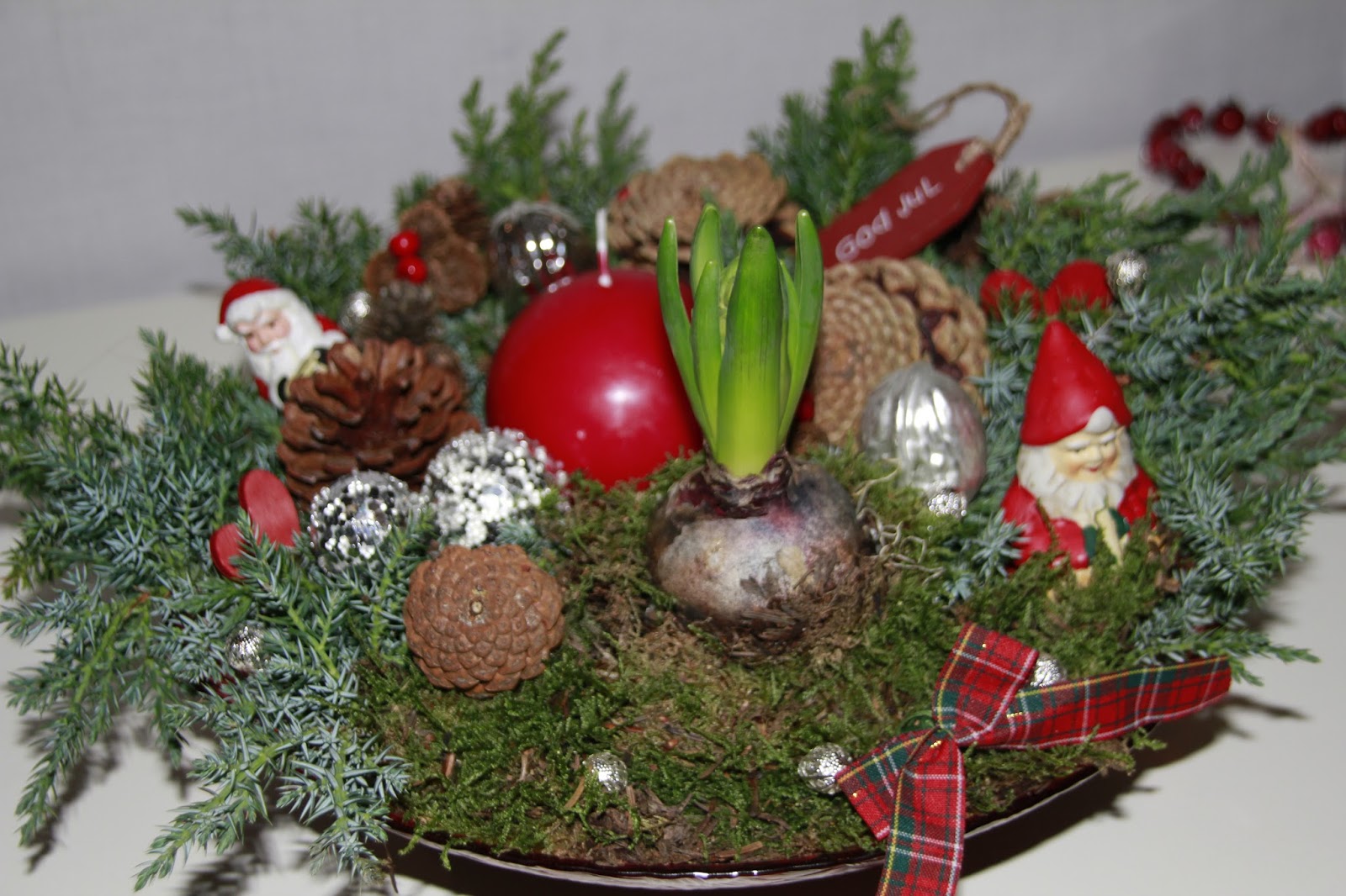 Katarineshage: Juledekorasjon med svibel