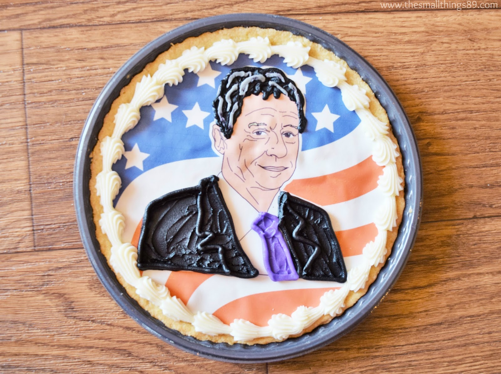 Check out GourmetGiftBaskets.com's Presidential Cookie Cake Campaign!