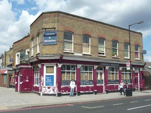 Transpontine: London & Brighton: a pub vanishes