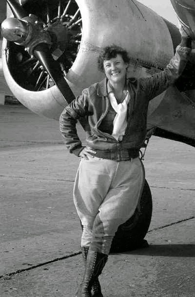 Amelia Earhart la mujer que voló tras su sueño